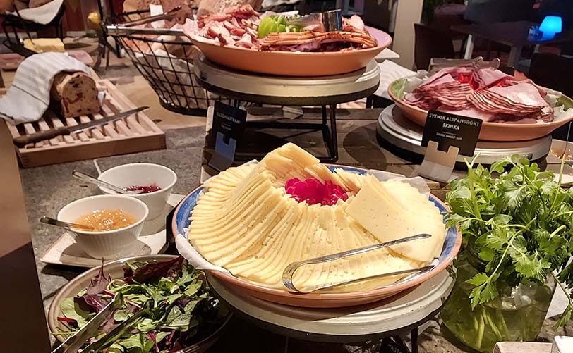 Frukost på Scandic No. 53 Stockholm | Viking Line